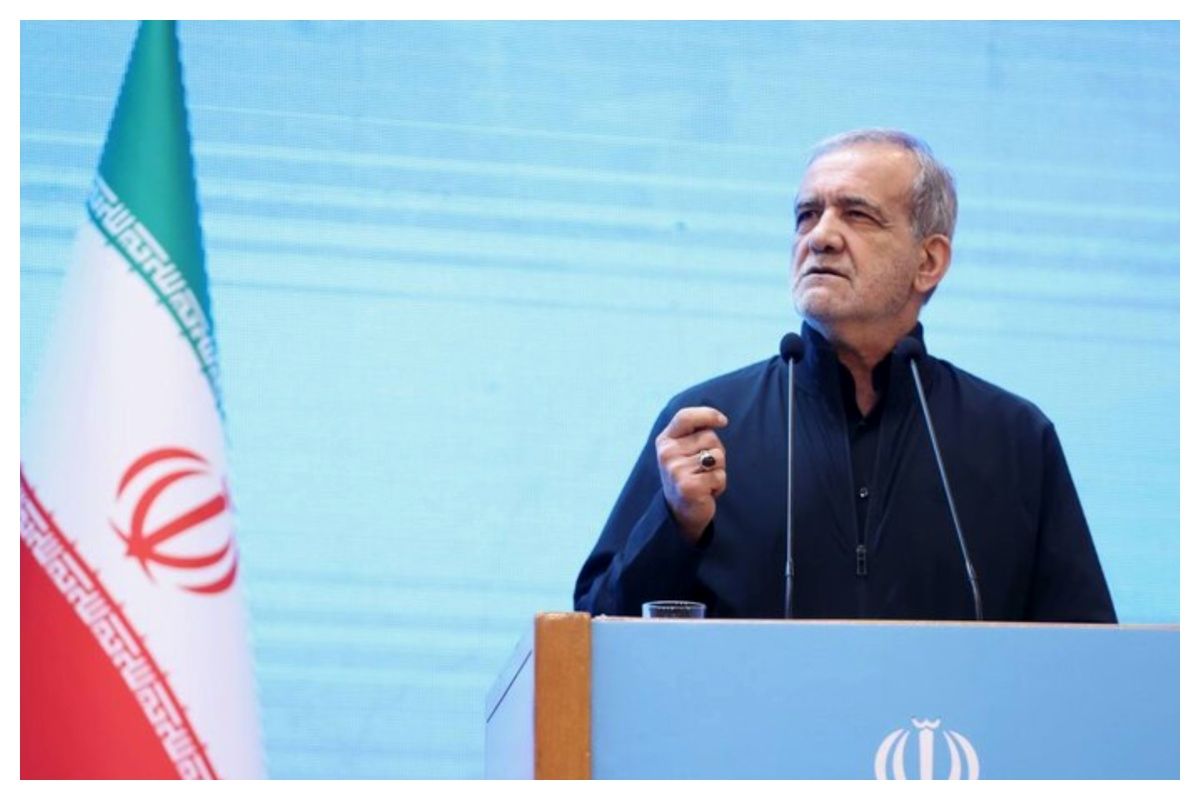یادداشت مسعود پزشکیان در دفتر یادبود دانشگاه بوعلی سینا تاجیکستان عکس